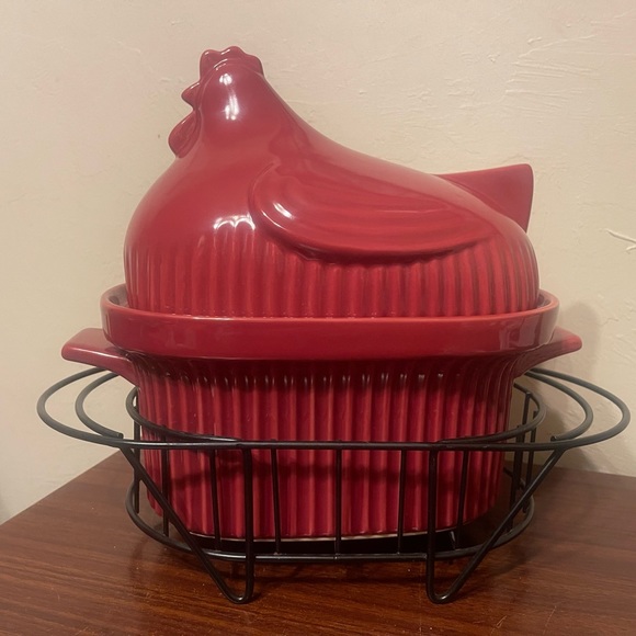 Temptations | Kitchen | Temptations By Tara Hen Chicken Covered ...